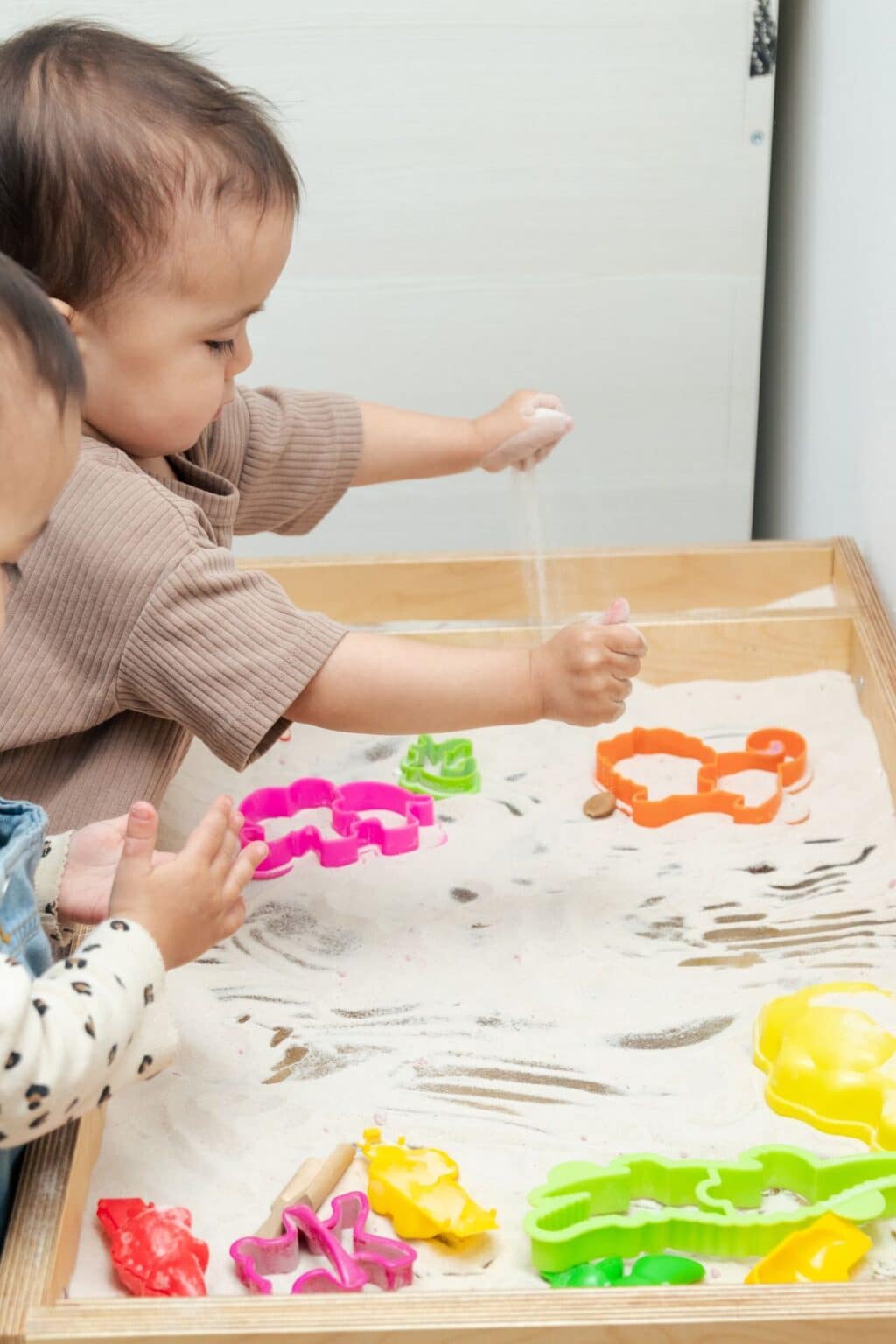 10 Months Old Baby Activities for Precious Moments: 10 Ideas - Bjarni Baby