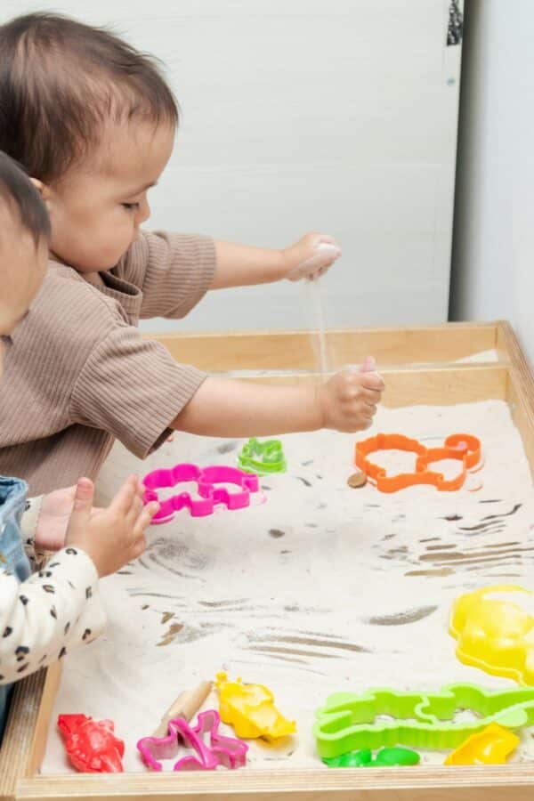 10 Months Old Baby Activities for Precious Moments: 10 Ideas - Bjarni Baby