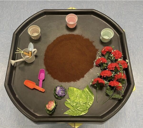 19 Fun Sensory Spring Tuff Tray Ideas for kids - Bjarni Baby