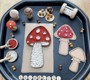 19 Fun Sensory Spring Tuff Tray Ideas for kids - Bjarni Baby