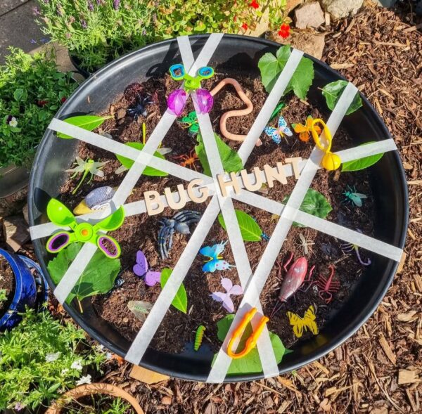 15 Fun & Educational Insect Tuff Tray Ideas For Toddlers - Bjarni Baby