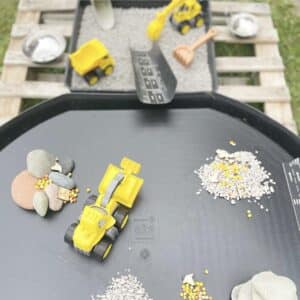 19 Tuff Tray Construction Ideas That Toddlers Will Love! - Bjarni Baby