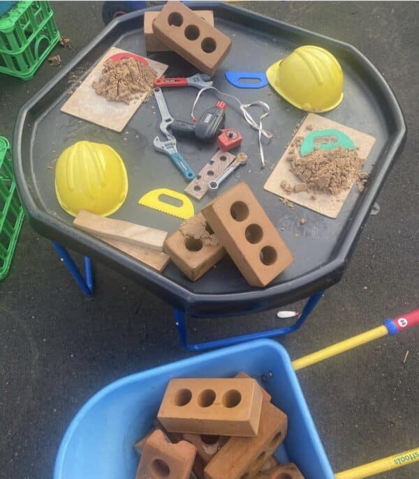 19 Tuff Tray Construction Ideas That Toddlers Will Love! - Bjarni Baby