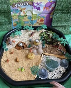 15 Creative Tuff Tray Dinosaur Ideas - Bjarni Baby
