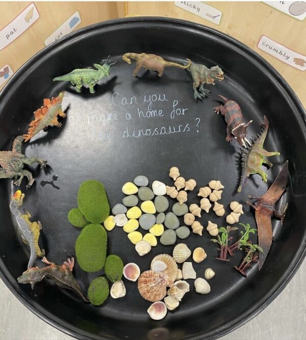 15 Creative Tuff Tray Dinosaur Ideas - Bjarni Baby