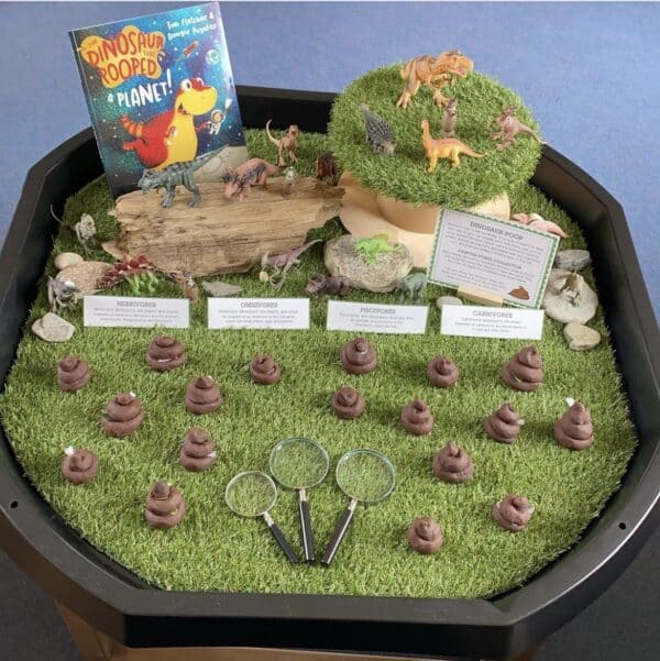 15 Creative Tuff Tray Dinosaur Ideas - Bjarni Baby