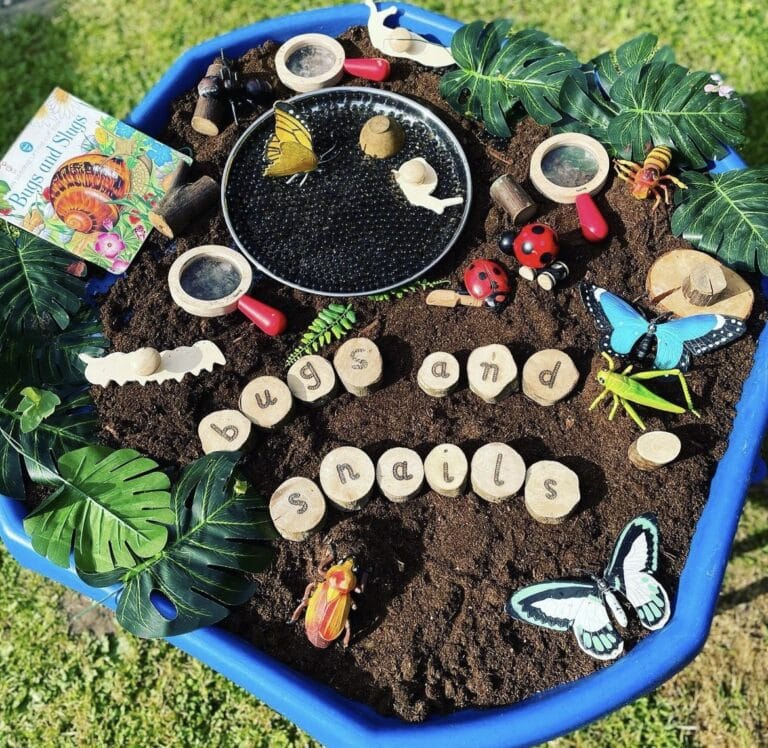 15 Fun & Educational Insect Tuff Tray Ideas For Toddlers - Bjarni Baby