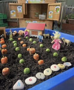 19 of The Best Harvest Tuff Tray Ideas For Toddlers - Bjarni Baby