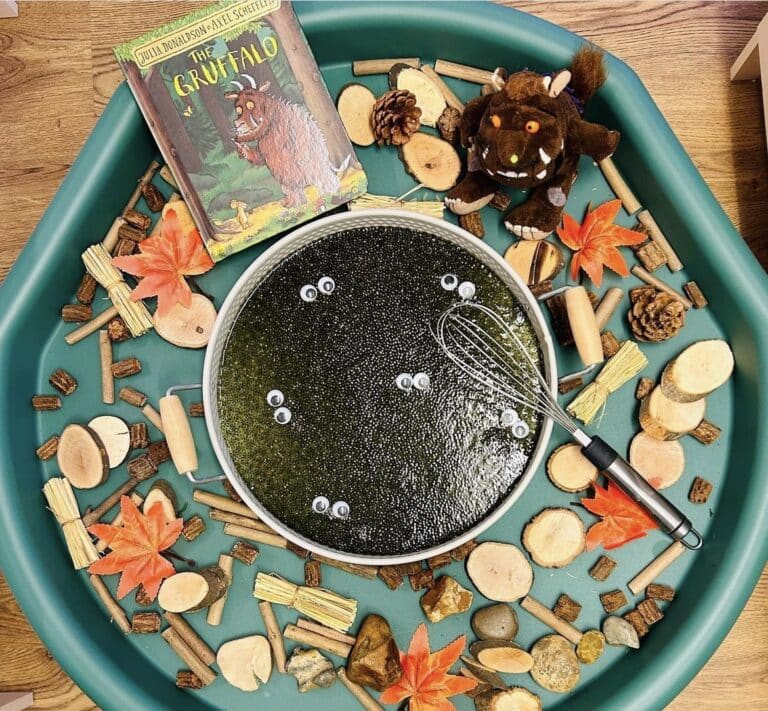 19 of The Best Harvest Tuff Tray Ideas For Toddlers - Bjarni Baby