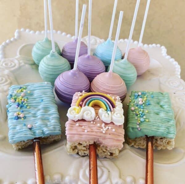 27 BEAUTIFUL Rainbow Themed Baby Shower Ideas To Try - Bjarni Baby