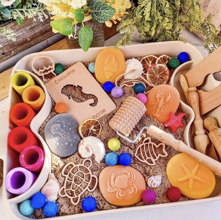 23 Gorgeous Summer Tuff Tray Ideas For Summer Fun - Bjarni Baby