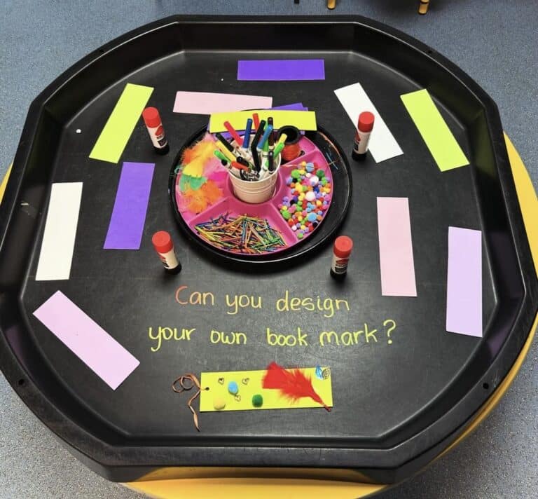 23 Gorgeous Summer Tuff Tray Ideas For Summer Fun - Bjarni Baby