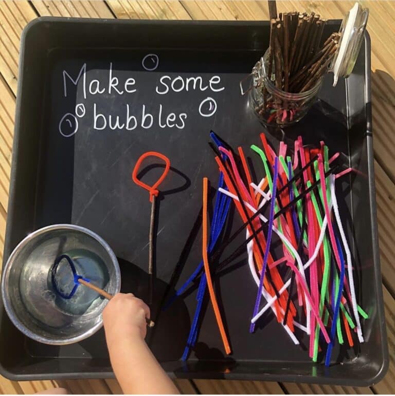 23 Gorgeous Summer Tuff Tray Ideas For Summer Fun - Bjarni Baby