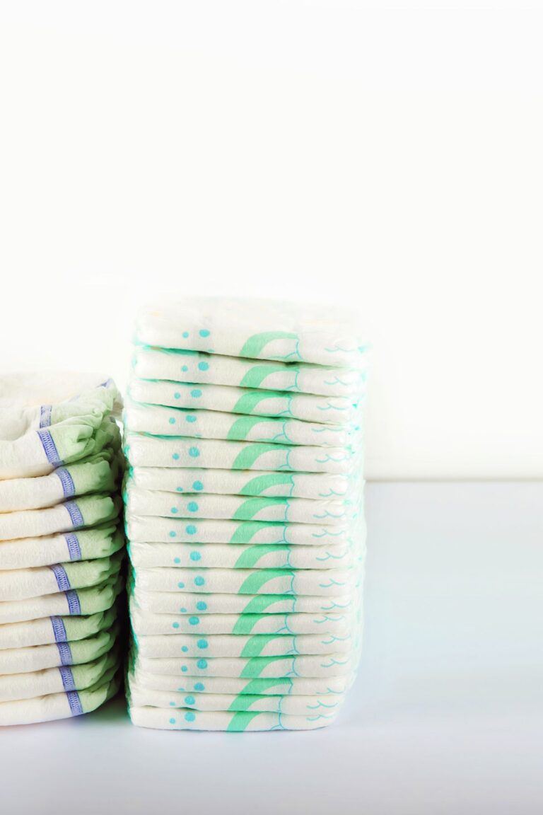 Hilariously Fun Baby Shower Games With Diapers - Bjarni Baby