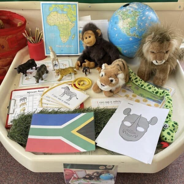 19 Jungle Inspired, Animal Themed Tuff Tray Ideas For Kids - Bjarni Baby