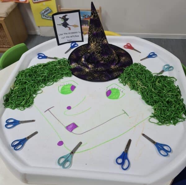 Spooky and Fun Halloween Tuff Tray Ideas For Toddlers & Beyond - Bjarni ...