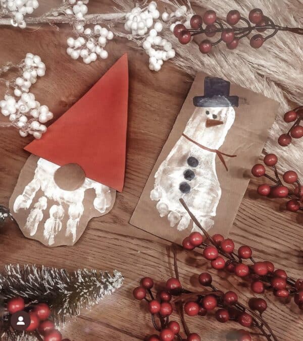 19 Heart Warming Baby Christmas Handprint Crafts - Bjarni Baby