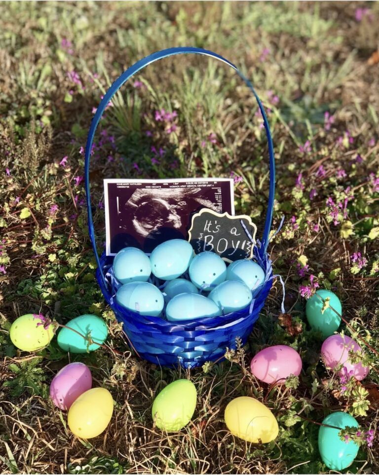 17 EGG-Citing Easter Gender reveal Ideas! - Bjarni Baby