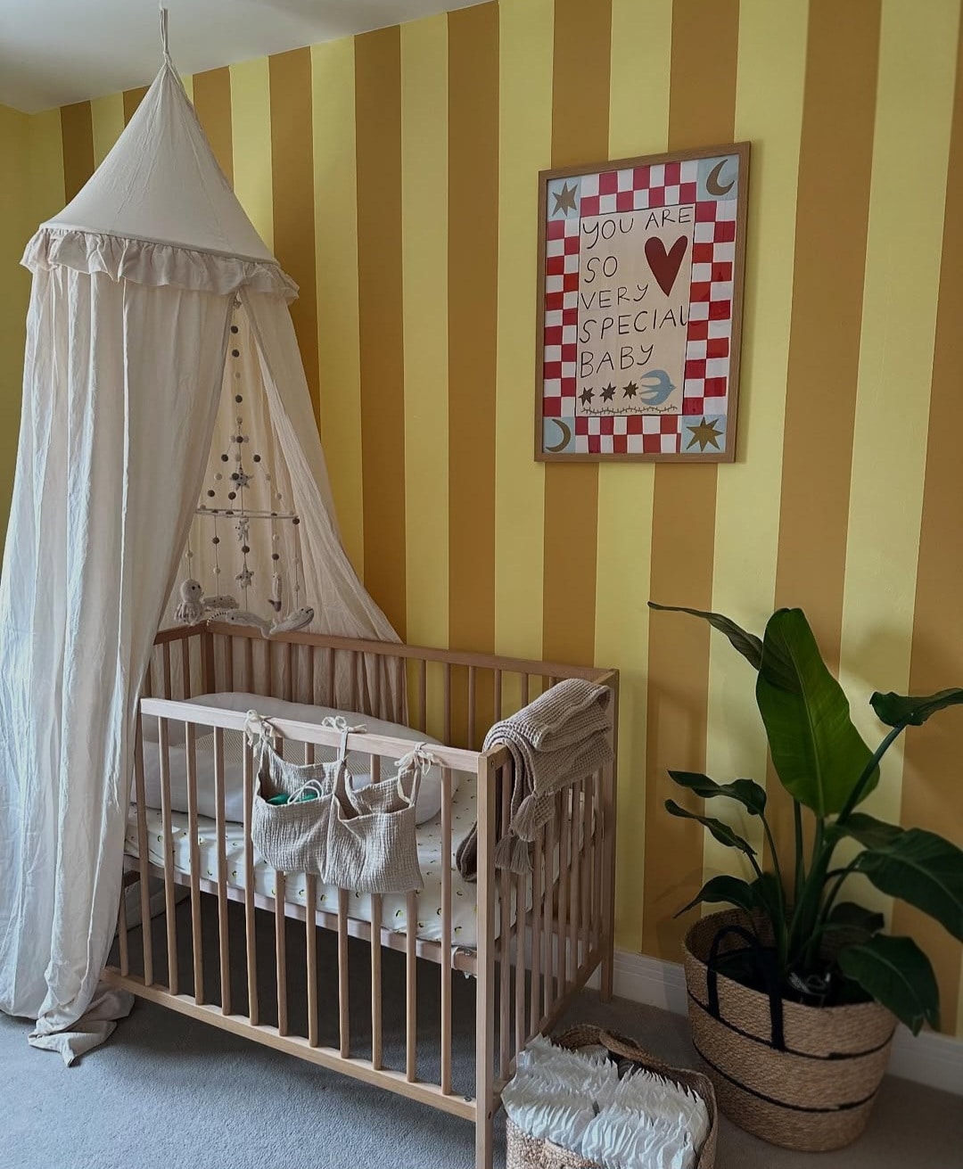 21 Joyful Yellow Nursery Ideas For A Warm Embrace - Bjarni Baby